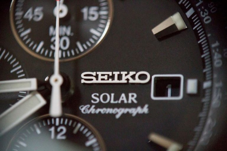 How to Charge a Solar Watch - Spheral Solar